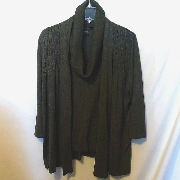 august silk | Sweaters | August Silk Versatile Wardrobe Staple 2 Pc ...